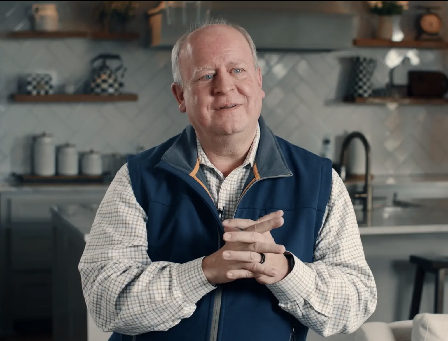 Help Others | Crown Financial Ministries